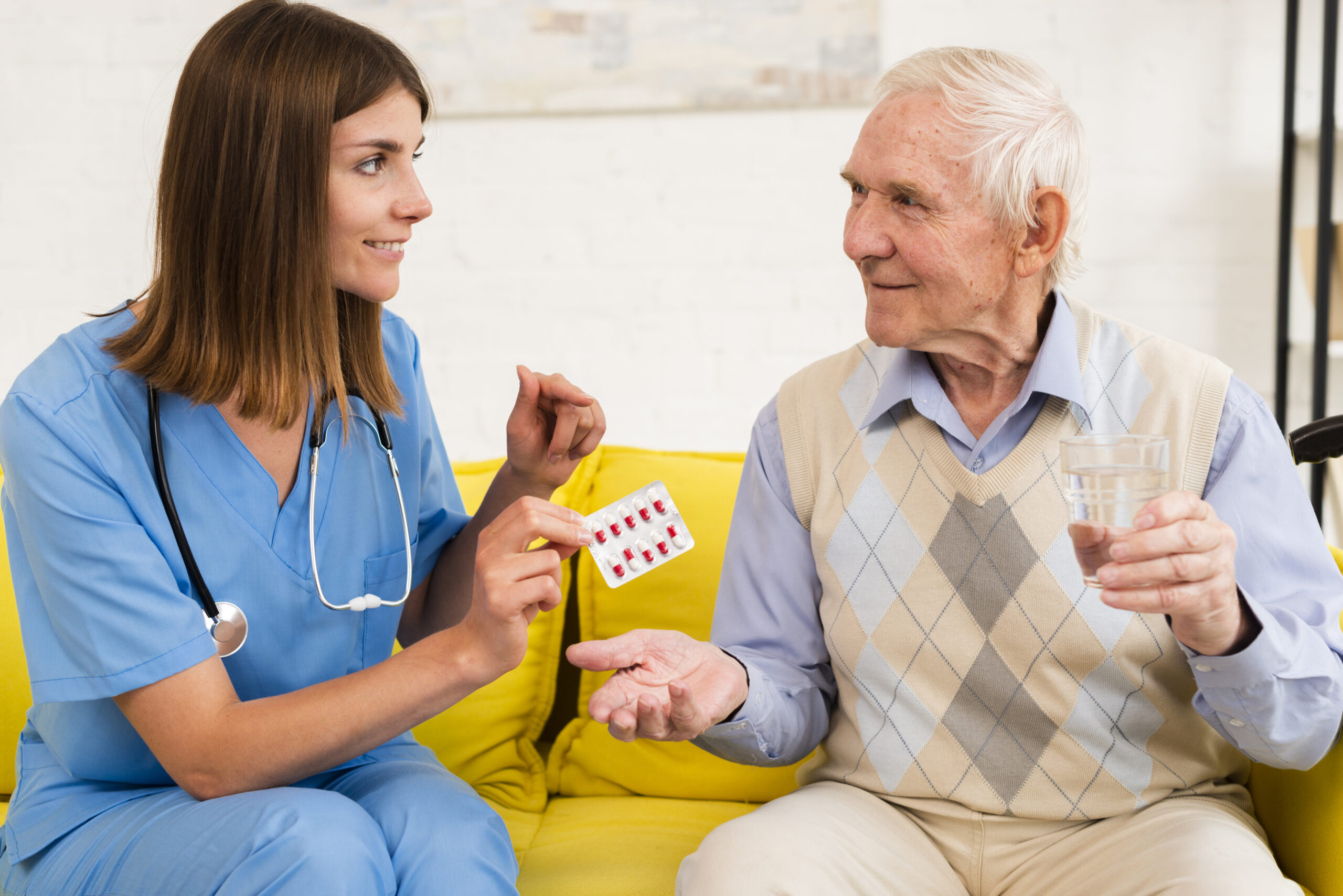 How to Manage Medications for Elderly Parents Safely - For My Parents Care